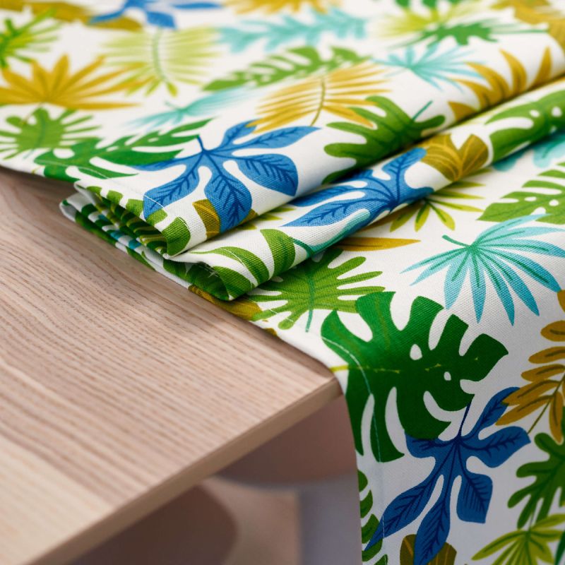 Aqua table runner store